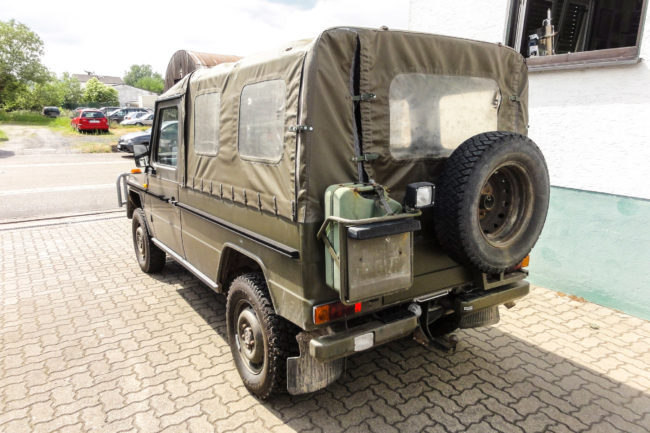 Steyr Daimler Puch - Automobile Genieser