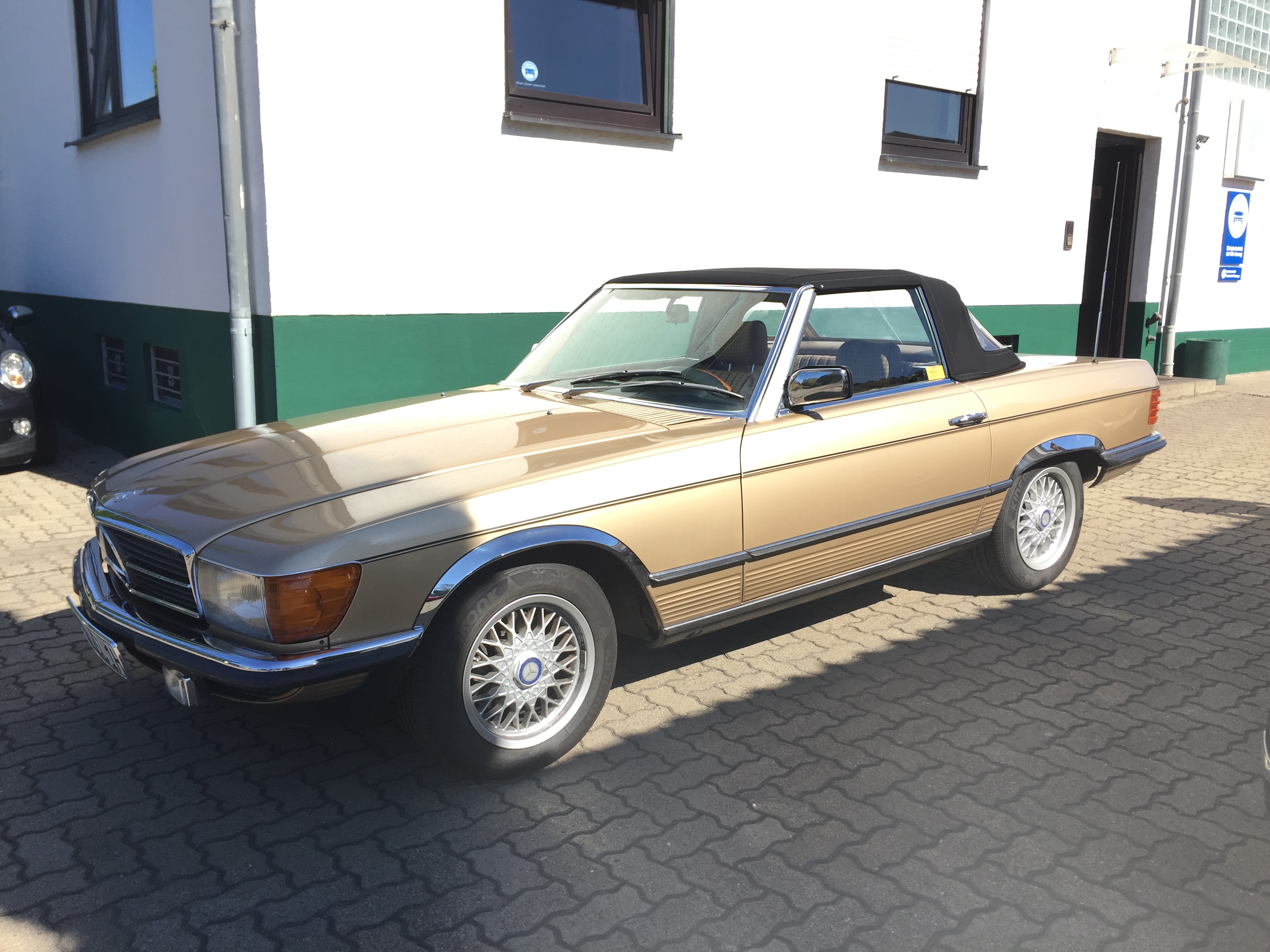 Mercedes 280 SL - Automobile Genieser